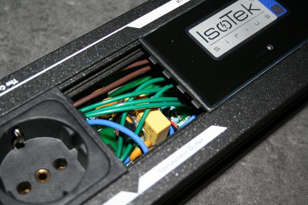 Isotek Sirius - HiFi-Punkten